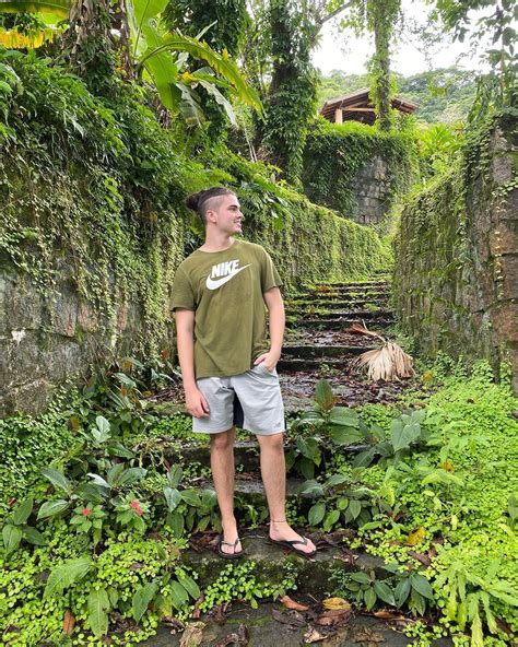 Matheus Lustosas Feet