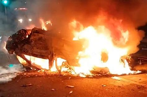 Car Bursts Into Flames Pattaya One News