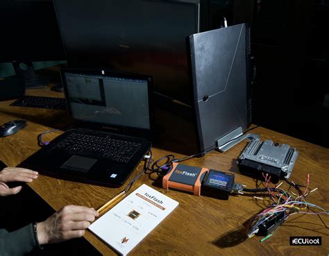 Foxflash ECU TCU Tool SW V FW D Free Update Supports Checksum OBD Bench Boot