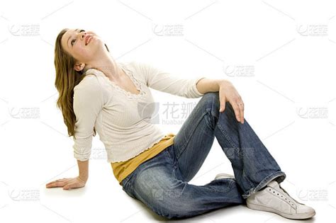 美丽的女孩孤立在白色