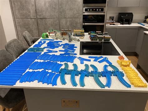 Tomy Trackmaster Thomas Tank Engine Train Set £3100 Picclick Uk