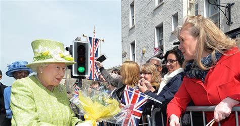 La Nación Fechas Claves De La Vida De La Reina Isabel Ii