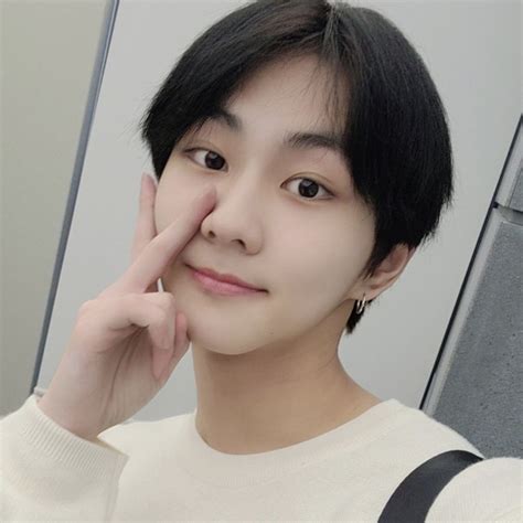 Ghim Của Tia Trên ⋆₊˚꒰꒰ ୧ Pfp Icons