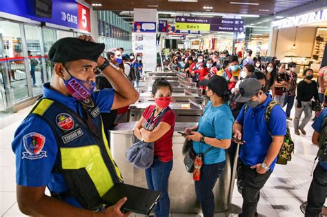 1 2M Pasahero Dadagsa Sa PITX Sa Semana Santa Police Files Tonite
