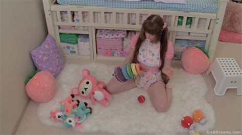 Nursing Aya Abdreams Clips4sale