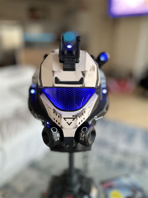 Pulse Blade Pilot Helmet Rtitanfall