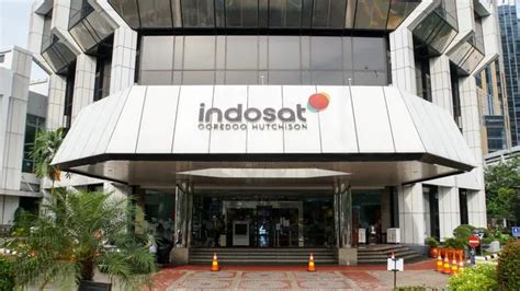 Indosat Ooredoo Hutchison PHK Karyawan Kompensasi Kali Gaji
