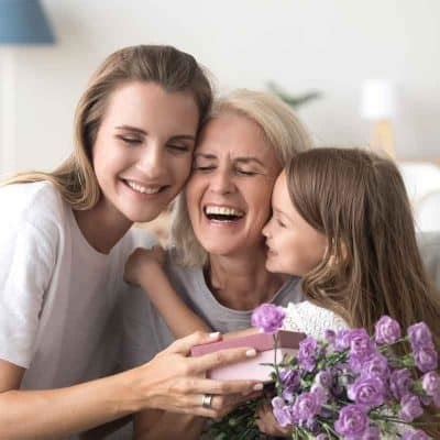 Joyeux Anniversaire Maman 33 Textes Touchants SMS Phrases