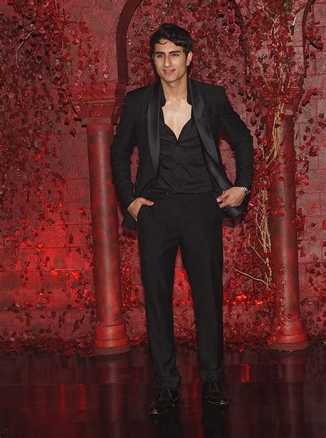 Ibrahim Ali Khan To Make His Film Debut With Sarzameen Kajol Also