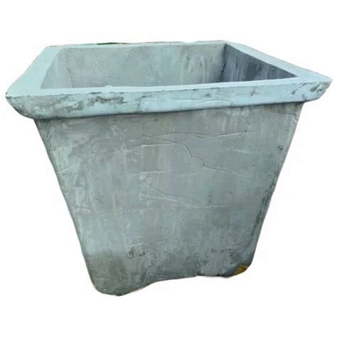 Gray Square 24 Inch Cement Flower Pot At ₹ 500 Piece In Garhmukteshwar