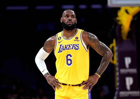 Lebron James Supera Kareem Abdul Jabbar E Torna Se No Maior Marcador Da
