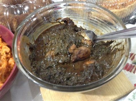 Romeritos En Mole Con Camarones Y No Se Ven Pero Las Tortas De Camarón