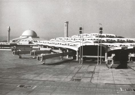 Saudi Arabien Riad Flughafen Oase 1984 Orig Pressefoto Kaufen