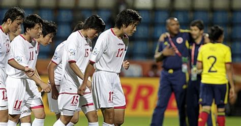 고개숙인 북한 여자축구 대표팀