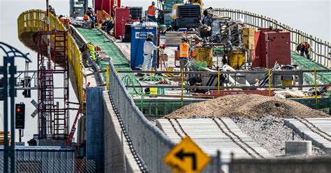 Southwest Lrt Builder Attributes Problems To Faulty Design Criticizes