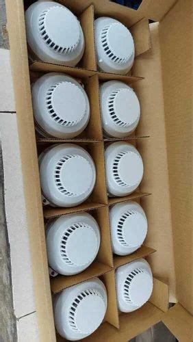 Optical Plastic Automatic Smoke Detector For Commercial At Rs 1650 In