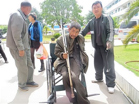 发掘智能语音导盲杖的市场潜力：想要创业的你，不容错过！加盟星百度招商加盟服务平台