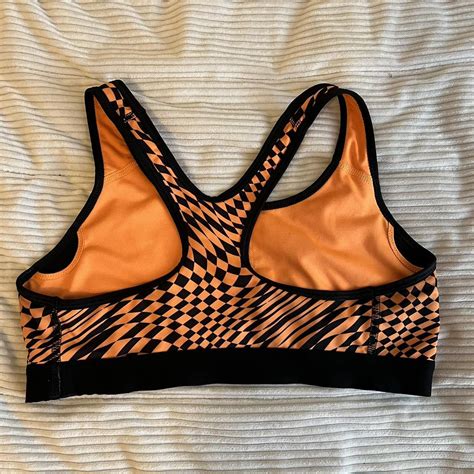 ~nike Sports Bra~ Size Us M Perfect Condition Dm Depop
