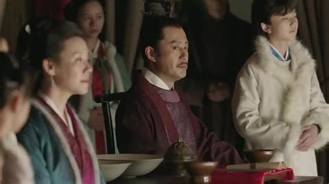 知否：盛紘应允了和袁家的婚事，鞭炮响了起来，真是热闹新浪新闻