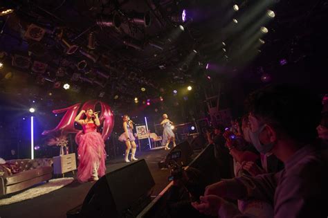 【iscream】アイスクリーム 初の全国ツアー大盛況のうちに完走！そして新曲「pom Pom Pop」本日配信スタート！ 日刊