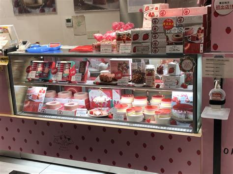 【東北地方初出店！】jr仙台駅2階『めぐりめぐるめ仙台店』でいちごスイーツ専門店『いちごbonbon Berry Atami House』が
