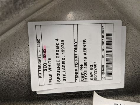 Used 2017 - 2020 Land Rover Discovery Hse Liftgate Tailgate Lid ...