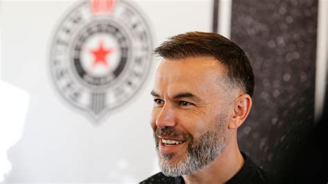 Natho Ima Sve Uslove Da U E U Galeriju Partizanovih Velikana Samo Mu Jedno Nedostaje