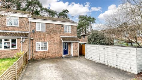 Nuthurst Crown Wood Bracknell Property Tour YouTube