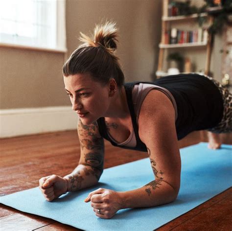 You Can Do This Total Body Workout Using Only Your Bodyweight And A