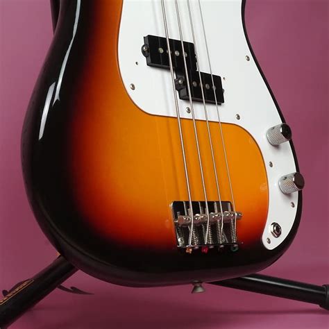 Squier Silver Series Precision Bass 1993 Sunburst Mij Reverb Uk