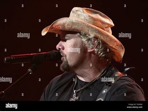 Toby Keith Performs In Concert At Coors Amphitheatre In Chula Vista Ca