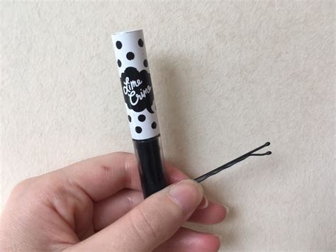 I Tried The Bobby Pin Eyeliner Hack To See If Its As Easy As It Looks