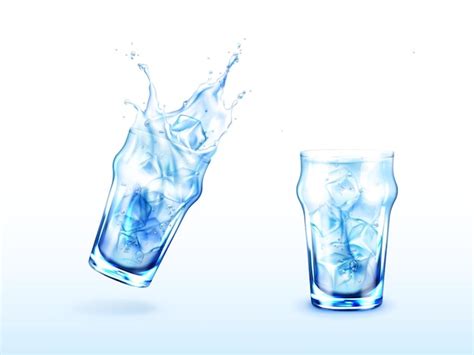 Glas Met Water En Ijsblokjes Koud Drankje In Transparante Beker Met