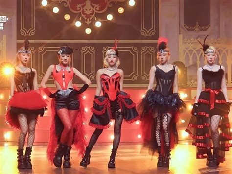 Pin Di Queen Tasharri Tasharri Su G Idle Vestiti Vittoriani