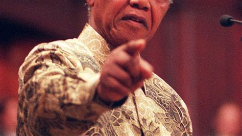 Ngabe Umandela Uthini Uma Izwe Selinjena