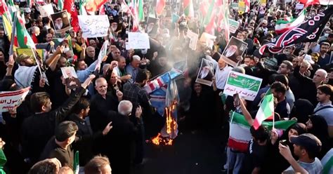 Irán ejecuta al primer condenado a muerte por participar en las protestas