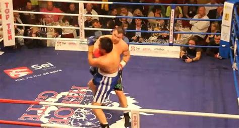 Sundej Ho Zařval Divák Český Boxer Roman Kracík Jej Ihned
