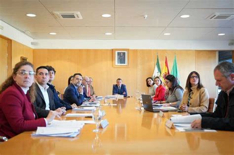La Junta De Gobierno De La Diputación Aborda El Plan De Cohesión Social