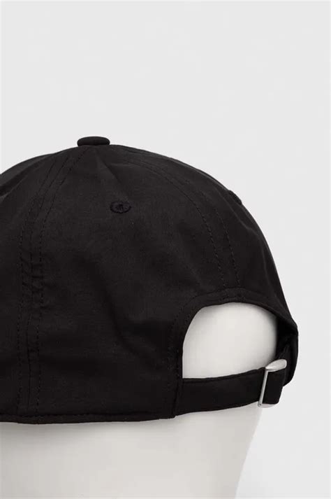 Ea7 Emporio Armani Czapka Z Daszkiem Kolor Czarny Z Aplikacją