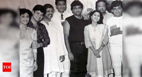 Nivedita Saraf Misses Her Friends Shares Throwback Picture With
