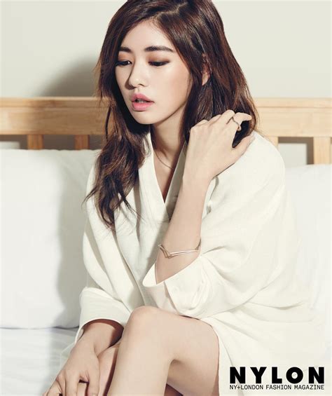정소민 뷰티화보 연예이슈 수다방 네모판