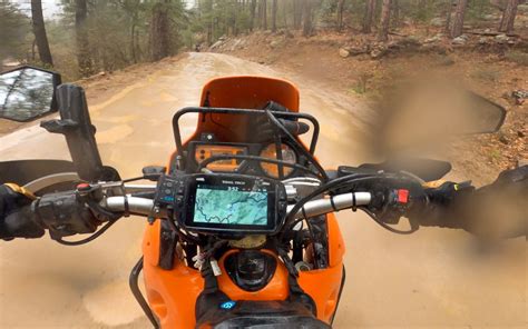 [Review] The Voyager Pro by Trail Tech – Adventure Rig