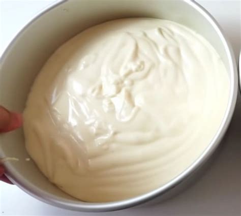 Super Easy Mango Sponge Cake Recipe