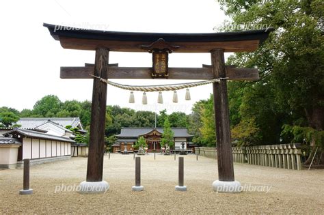 奈良県 多坐弥志理都比古神社 写真素材 4698989 フォトライブラリー photolibrary