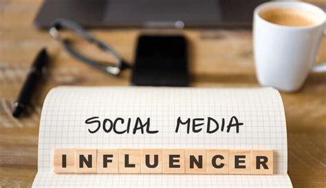 Social Media Influencers The Comprehensive Guide Techfunnel
