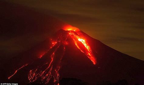 670 Evacuated As Colima Volcano Spews Ash In Western Mexico
