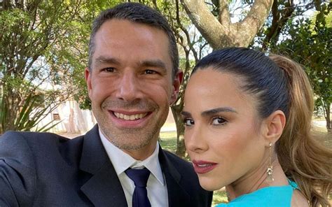 Retrospectiva 2022 relembre os casais famosos que se separaram ISTOÉ