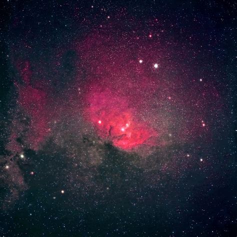 85089 SH2 101 チューリップ星雲 by Mik 天体写真ギャラリー