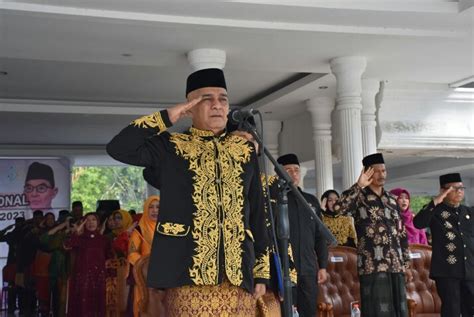 Sekretaris Daerah Kota Langsa Pimpin Upacara Peringatan Hari Pendidikan