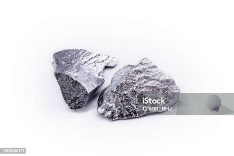 회로 부품 및 전자 칩에 사용되는 반도체 기호 Si의 실리콘 화학 요소 반도체에 대한 스톡 사진 및 기타 이미지 반도체 결정체 0명 Istock